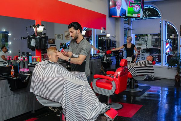 PRESTIGE BARBERSHOP - Updated December 2025 - 14 Photos - 11602 Detroit ...