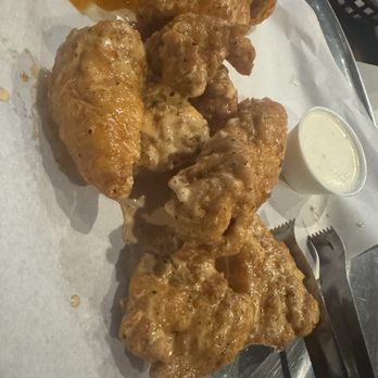 OUTPUT LOUNGE & SPORTS BAR - Updated October 2025 - 305 Photos & 514 ...