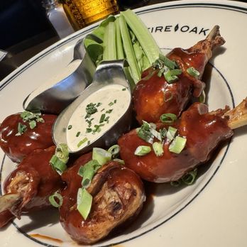 FIRE & OAK - Updated May 2025 - 560 Photos & 557 Reviews - 100 Chestnut ...