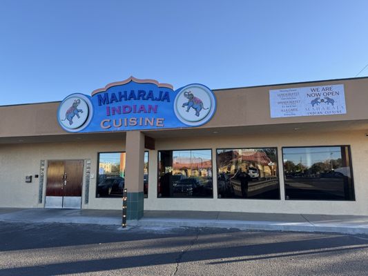 MAHARAJA INDIAN CUISINE - Updated October 2025 - 101 Photos & 75 Reviews - 4900 Lomas Blvd NE ...