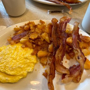 APOLLO FAMILY RESTAURANT - 163 Photos & 87 Reviews - 3387 S Park Ave ...