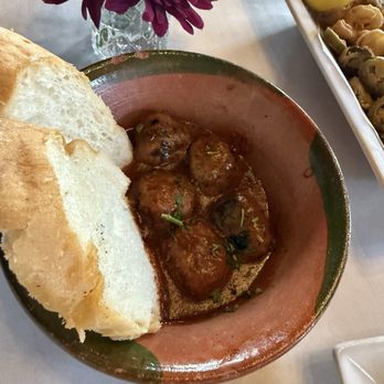 VALENCIA - Updated July 2025 - 71 Photos & 69 Reviews - 315 N Vermont ...