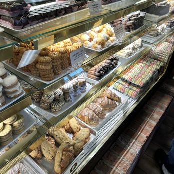 BAKLOVAH BAKERY - Updated February 2025 - 907 Photos & 406 Reviews ...