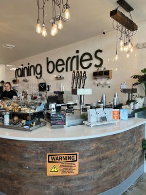 RAINING BERRIES - Updated August 2025 - 69 Photos & 43 Reviews - 8512 ...