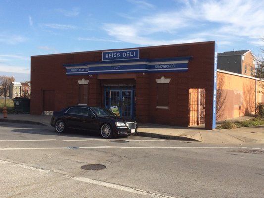 WEISS DELI - 48 Photos & 47 Reviews - 1127 E Lombard St, Baltimore ...