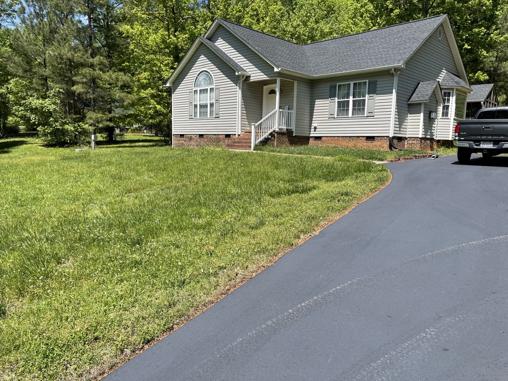 THE YARD CREW - Updated September 2025 - 26 Photos - Liberty, North ...