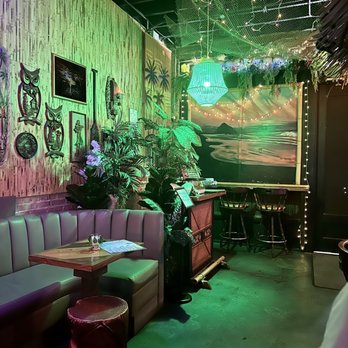TARANTULA TIKI LOUNGE - Updated April 2025 - 137 Photos & 100 Reviews ...