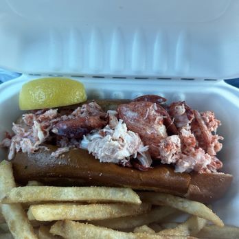 WAVES SEAFOOD - Updated July 2024 - 53 Photos & 37 Reviews - 190 Quincy ...