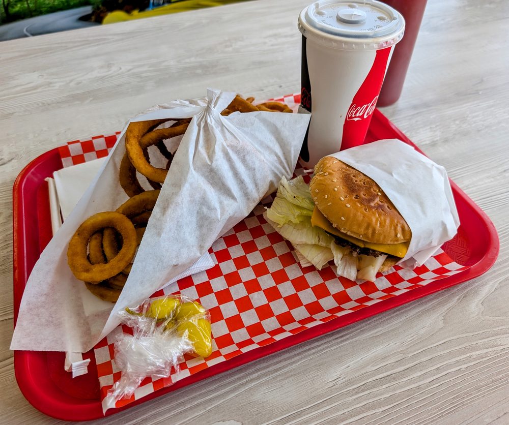 VALLEY SUPER BURGER - Updated December 2025 - 87 Photos & 76 Reviews ...