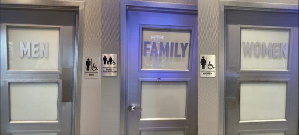 DAVE & BUSTER’S GAINESVILLE - Updated December 2025 - 75 Photos & 44 ...