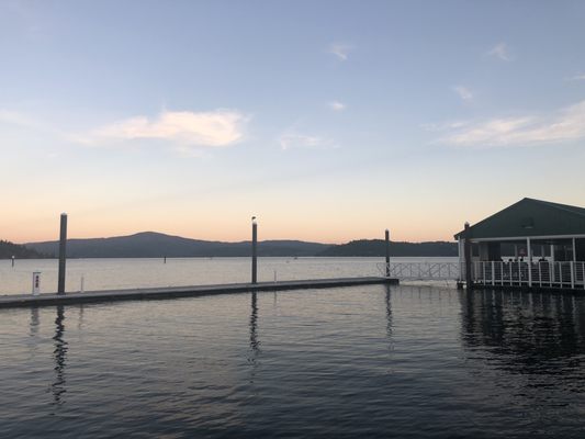 CEDARS FLOATING RESTAURANT - Updated August 2024 - 362 Photos & 430 ...