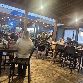 FINN’S DOCKSIDE BAR & GRILL - Updated July 2025 - 477 Photos & 291 ...