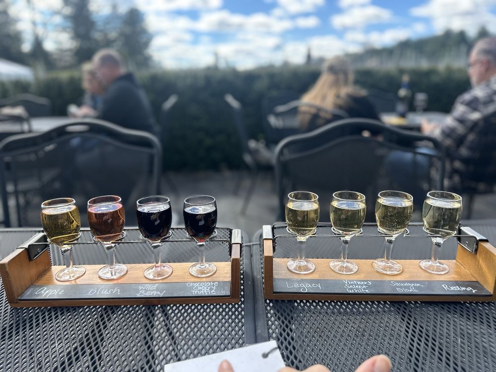 CROSSING VINEYARDS & WINERY - Updated December 2025 - 228 Photos & 211 ...