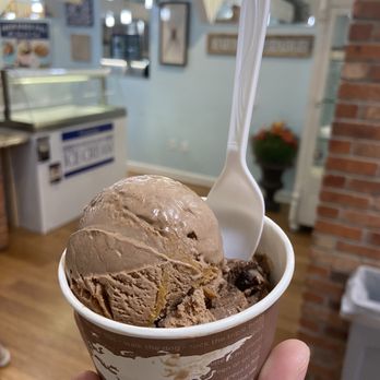 THE HOTEL B ICE CREAM PARLOR - Updated October 2025 - 61 Photos & 34 ...