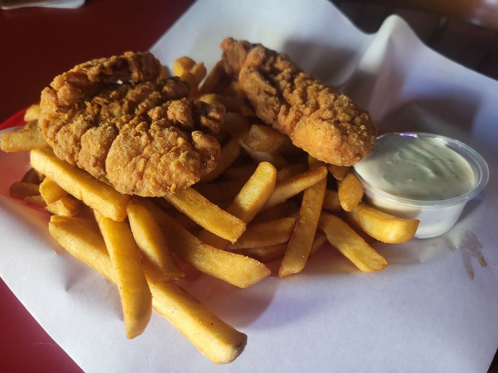 STANWOOD HOTEL & TAVERN - Updated December 2025 - 10 Photos & 24 ...