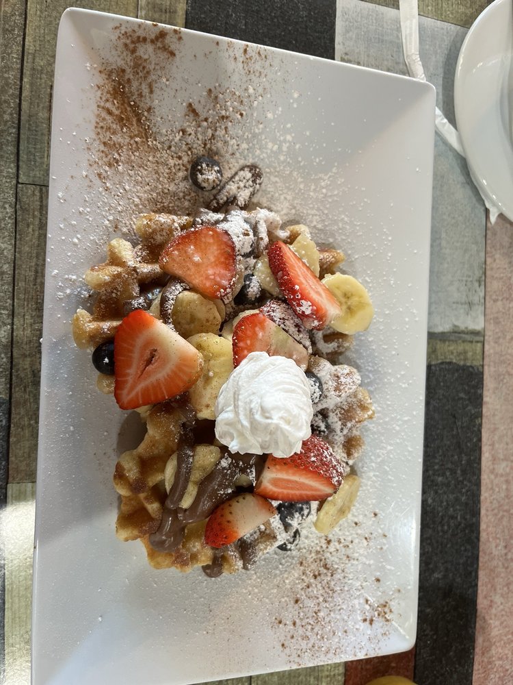 CREPES BY US - Updated June 2025 - 33 Photos & 26 Reviews - Carretera 3 ...