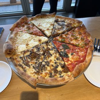 ANDY’S PIZZA - KENTLANDS - Updated January 2026 - 59 Photos & 32 ...