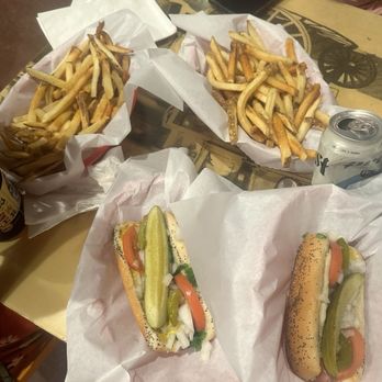 BILLY’S GOURMET HOT DOGS - Updated September 2024 - 240 Photos & 443 ...