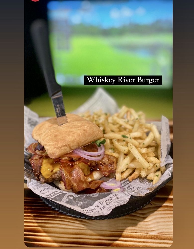 PATRIOT LOUNGE - Updated December 2025 - 71 Photos & 13 Reviews - 19 ...