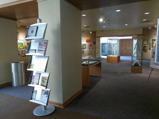 FARMERS BRANCH MANSKE LIBRARY - Updated December 2025 - 23 Photos & 14 ...