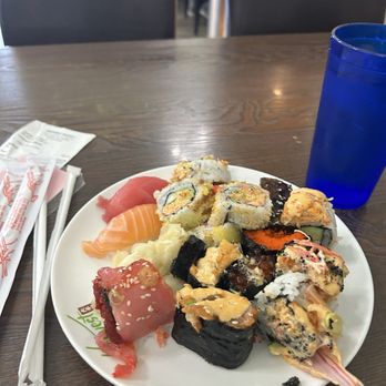 HARVEST BUFFET - Updated January 2026 - 562 Photos & 384 Reviews - 3121 ...