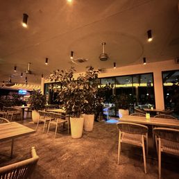 OCEANIC - Updated January 2025 - 1325 Photos & 1040 Reviews - 250 North ...