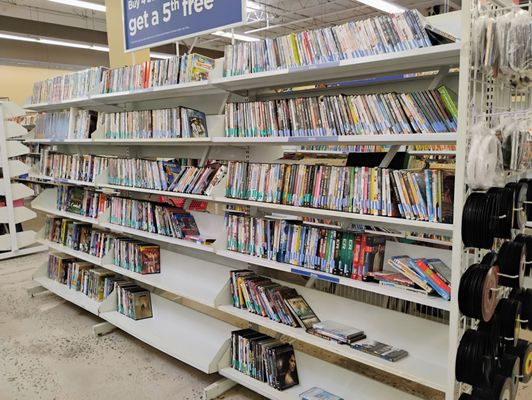 SAVERS - Updated December 2025 - 96 Photos & 23 Reviews - 3137 Berlin ...