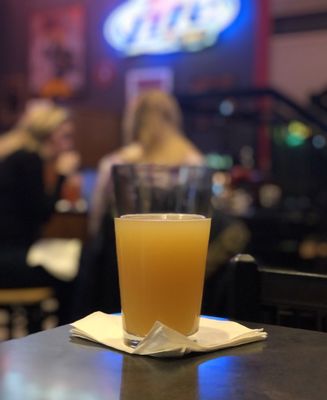DRAFT HOUSE BAR & RESTAURANT - 48 Photos & 105 Reviews - 1010 ...