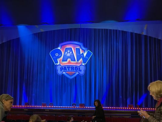 MURAT THEATRE AT OLD NATIONAL CENTRE - Updated July 2025 - 124 Photos & 93 Reviews - 502 N New ...