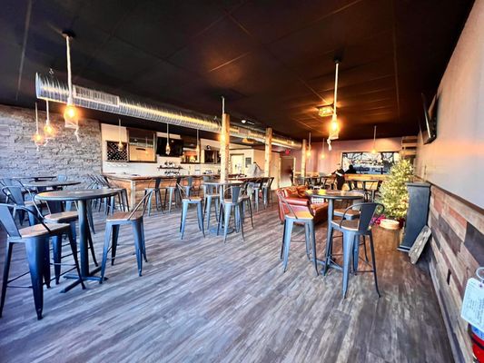 THE WINE FOUNTAIN - Updated July 2025 - 112 S Main St, Fountain Inn ...