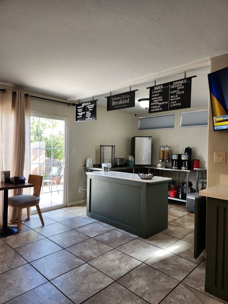 THE ARIZONA SUNSET INN - Updated December 2025 - 59 Photos & 103 ...