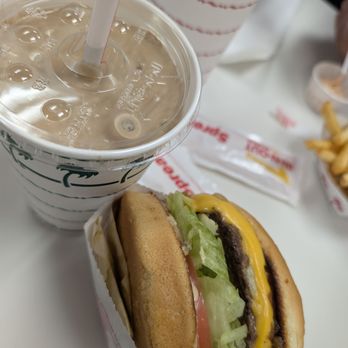 IN-N-OUT BURGER - Updated October 2025 - 43 Photos & 53 Reviews - 709 ...