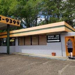 PIG OUT - Updated December 2025 - 45 Photos & 58 Reviews - 3033 Reeves ...