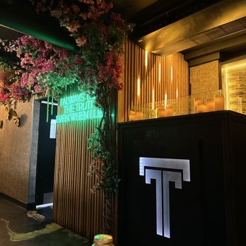 TRUTH - Updated December 2025 - 77 Photos & 22 Reviews - 27-35 21st ...