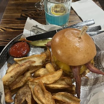 UNCOMMON GRILL - Updated December 2025 - 419 Photos & 362 Reviews - 777 ...