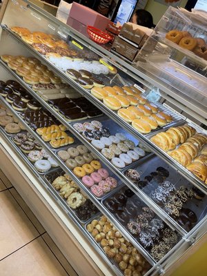 STAR DONUTS - Updated January 2025 - 83 Photos & 225 Reviews - 14155 W ...