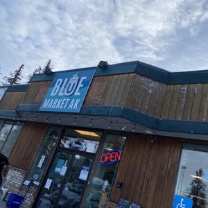 RED APPLE MARKET - Updated January 2025 - 21 Photos & 36 Reviews - 131 ...