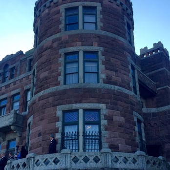 LAMBERT CASTLE - Updated October 2025 - 213 Photos & 20 Reviews - 3 ...