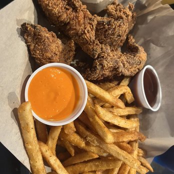 THE DNVR BAR - Updated January 2025 - 39 Photos & 35 Reviews - 2239 E ...