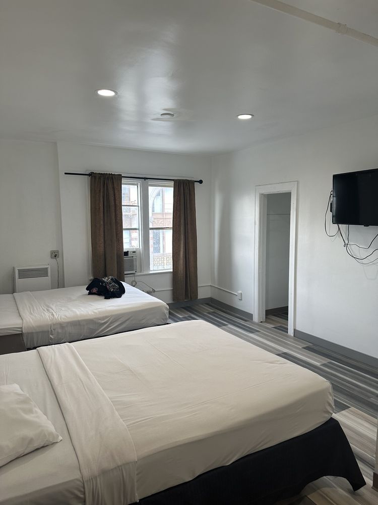 STUART HOTEL - Updated December 2025 - 244 Photos & 107 Reviews - 718 S ...