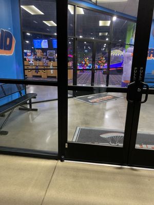 AIR RAID TRAMPOLINE PARK - Updated January 2026 - 10 Photos - 205 ...