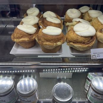 BLUE EYED BAKER - Updated July 2024 - 121 Photos & 59 Reviews - 636 E ...