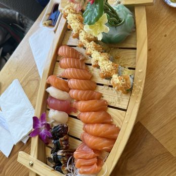 SUSHI NOVA - Updated March 2025 - 158 Photos & 93 Reviews - 1935 N ...