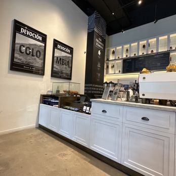 DEVOCIÓN - Updated June 2024 - 42 Photos & 14 Reviews - 600 Lexington ...