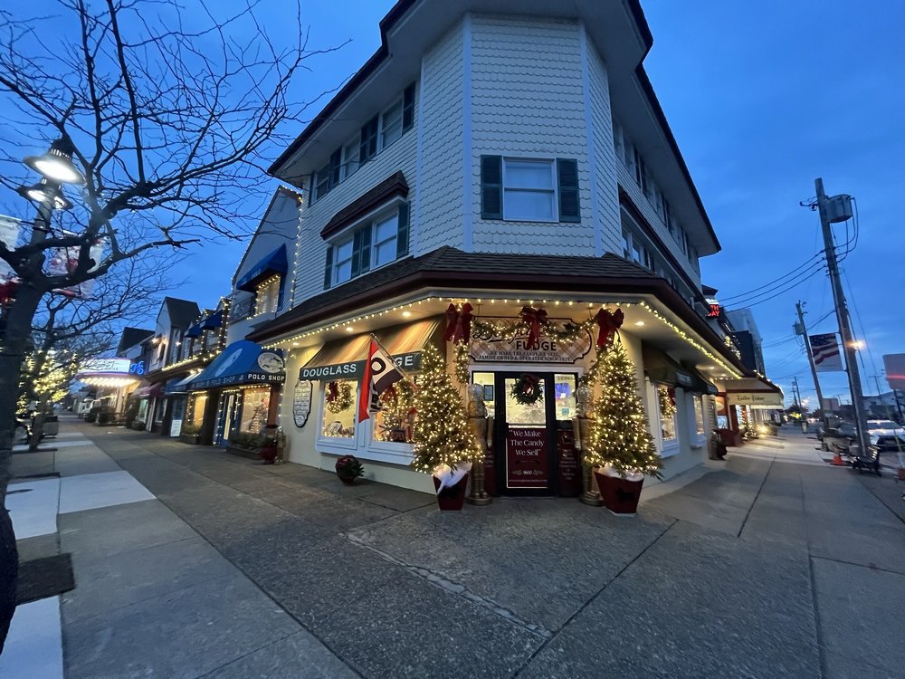 DOUGLASS FUDGE - Updated December 2025 - 9600 3rd Ave, Stone Harbor ...