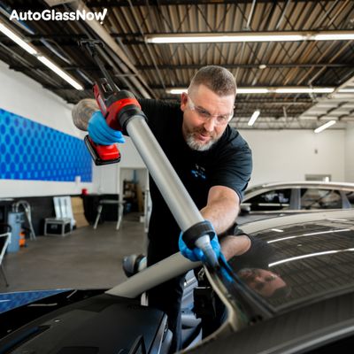 AUTO GLASS NOW - Updated October 2025 - 22 Photos & 11 Reviews - 5938 ...