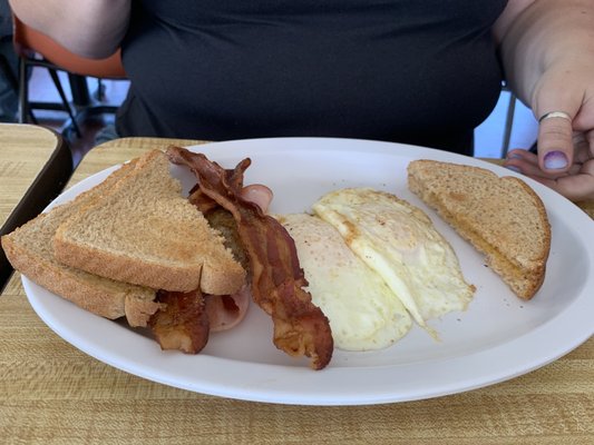 HOBO HUT - Updated November 2024 - 28 Photos & 28 Reviews - 1356 State ...