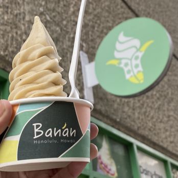 BANÁN - WAIKIKI BEACH SHACK - Updated May 2025 - 1173 Photos & 651 ...