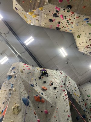 UPPER LIMITS ROCK CLIMBING GYM - MARYLAND HEIGHTS - Updated October ...