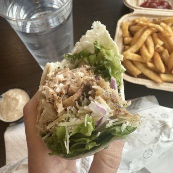 CENTRAL PARK DELI - TROY - Updated January 2026 - 110 Photos & 40 ...